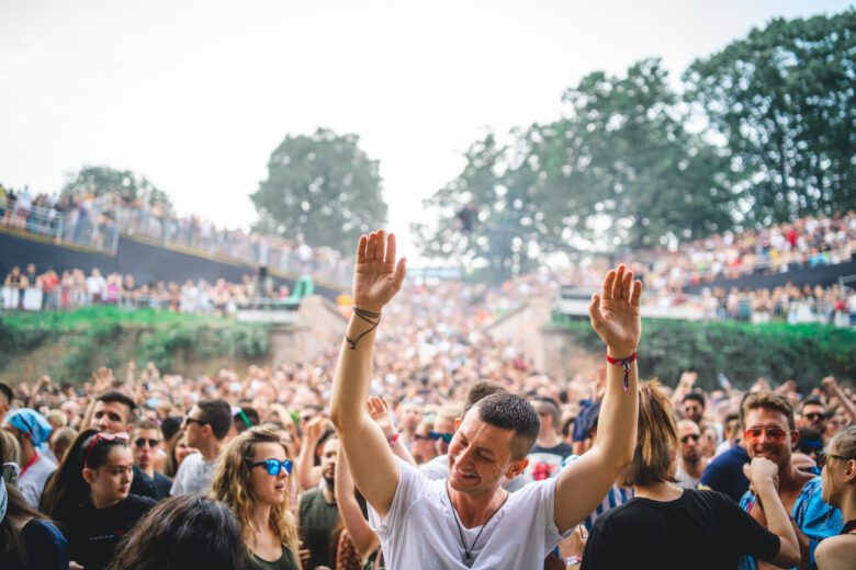 22 Breathtaking Festivals Around The World That You Must See Before You ...