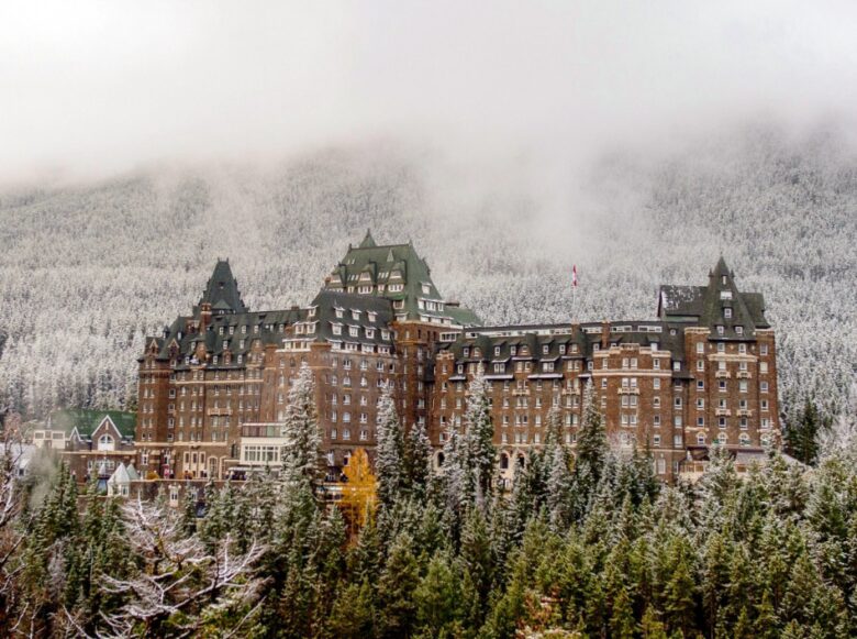 24 Most Terrifying and Haunted Places You'd Never Want To Be In - Emlii