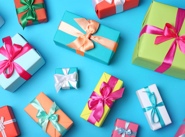 5 Inspirational Gifts Ideas That Can Motivate Anyone - 2024 Guide - Emlii