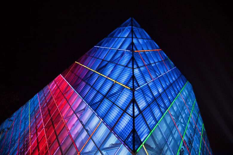 What Should be Paid Attention to in the Building Facade LED Lighting ...