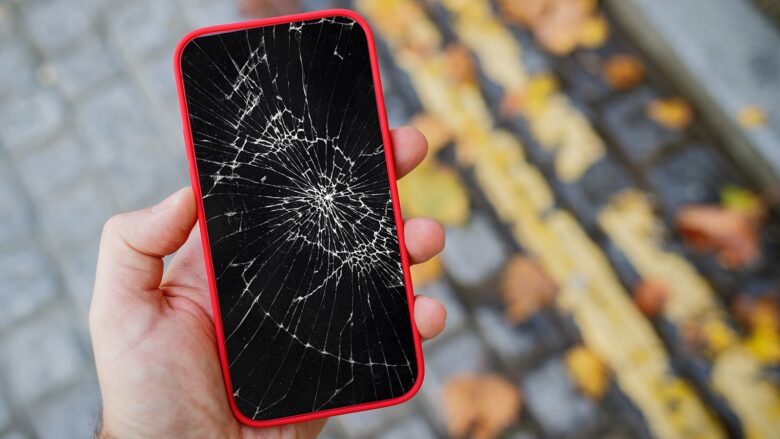 How To Repair A Cracked Phone Screen At Home - Emlii