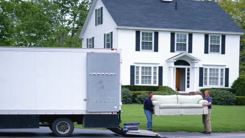 What Is the Most Cost-efficient Way to Move a House Long Distance - Emlii