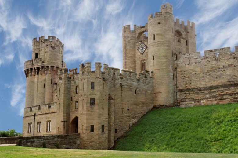 Warwick Castle: A Look at Its History and Current Events - Emlii