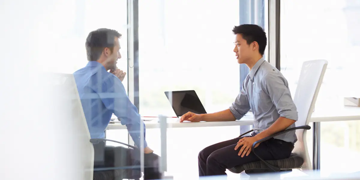 Leadership Development 101: Your Path to Leading With Confidence - Emlii