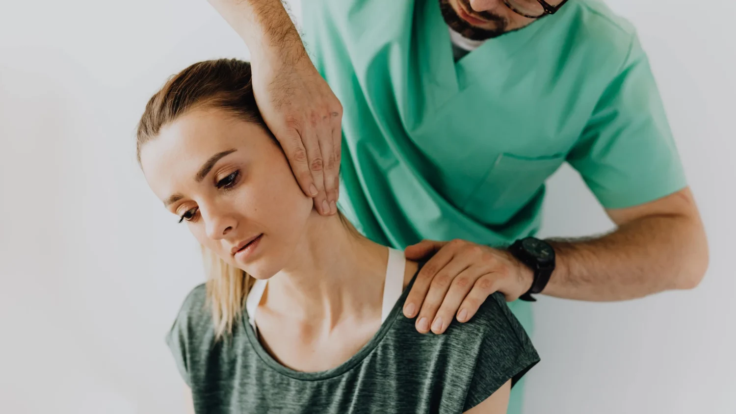 7 Conditions That Your Physiotherapist Can Assist With - Emlii